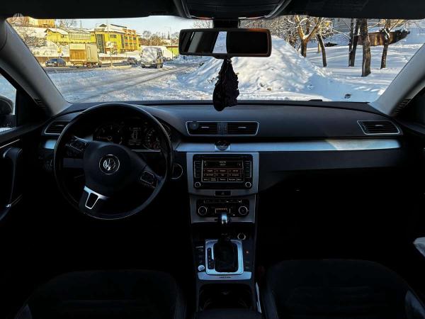 Brūns Volkswagen Passat 2011 Viļņa, ar dzinēja tilpumu 1.97 L un nobraukumu 179 tūkst. km par 7500 €, foto 10 vietnē AUTOMOTO.COM.LV