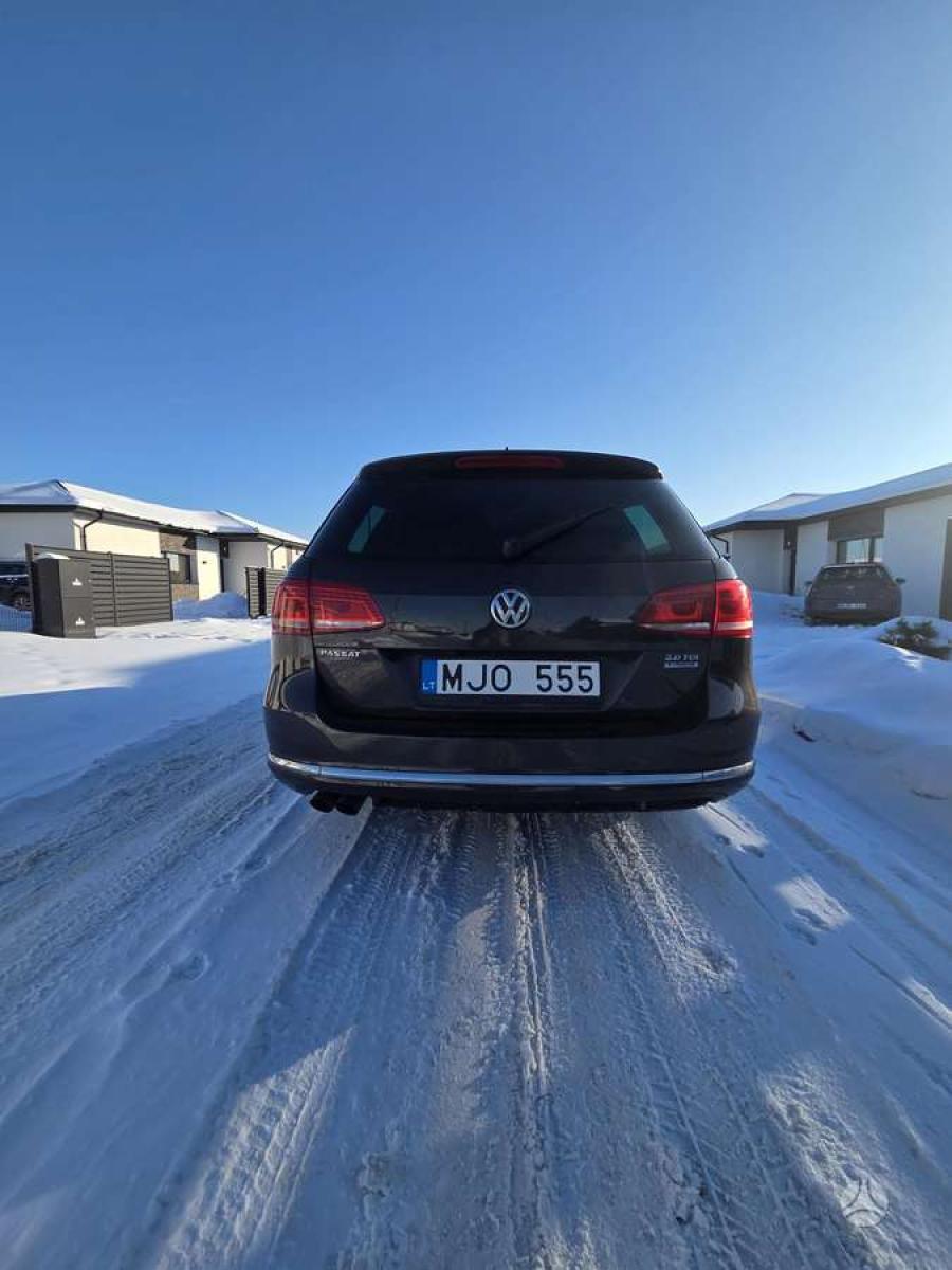 Brūns Volkswagen Passat 2011 Kauņa, ar dzinēja tilpumu 1.97 L un nobraukumu 304 tūkst. km par 3600 €, foto 3 vietnē AUTOMOTO.COM.LV