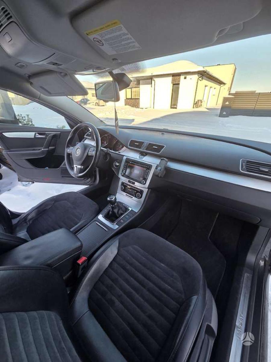 Brūns Volkswagen Passat 2011 Kauņa, ar dzinēja tilpumu 1.97 L un nobraukumu 304 tūkst. km par 3600 €, foto 15 vietnē AUTOMOTO.COM.LV