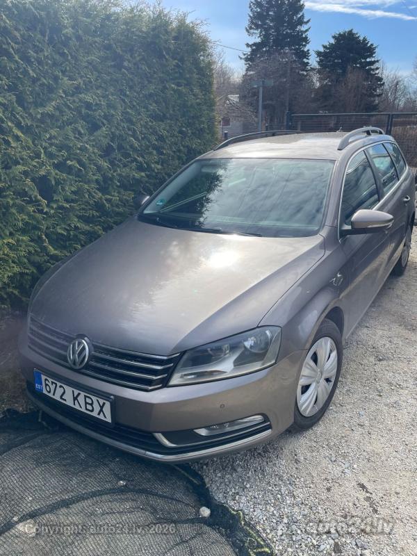 Brown Volkswagen Passat 2011 in Paide, with an engine capacity of 1.60 L and mileage of 381 thousand km for 3600 €, photo 3 on AUTOMOTO.COM.LV