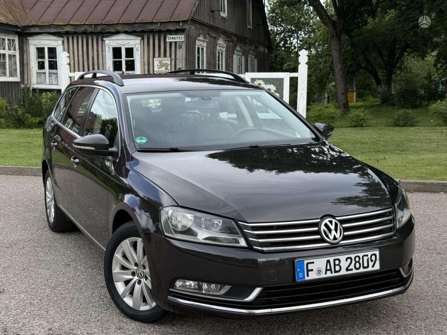 Brūns Volkswagen Passat 2011 Raseiniai, ar dzinēja tilpumu 1.97 L un nobraukumu 263 tūkst. km par 4990 €, foto 1 vietnē AUTOMOTO.COM.LV