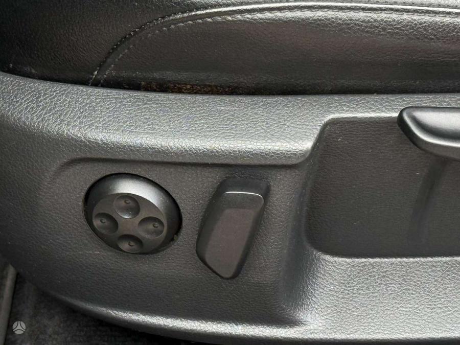 Brūns Volkswagen Passat 2011 Raseiniai, ar dzinēja tilpumu 1.97 L un nobraukumu 263 tūkst. km par 4990 €, foto 29 vietnē AUTOMOTO.COM.LV