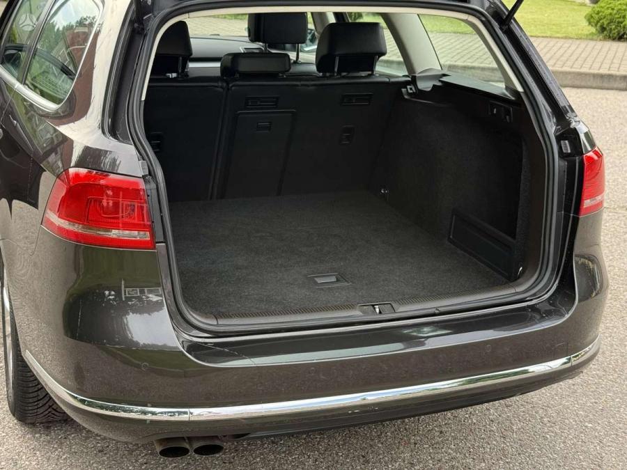 Brūns Volkswagen Passat 2011 Raseiniai, ar dzinēja tilpumu 1.97 L un nobraukumu 263 tūkst. km par 4990 €, foto 32 vietnē AUTOMOTO.COM.LV