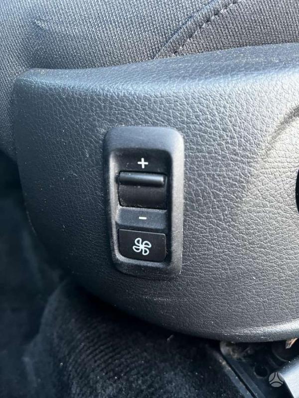 Brūns Volkswagen Passat 2011 Viļņa, ar dzinēja tilpumu 1.60 L un nobraukumu 346 tūkst. km par 3299 €, foto 10 vietnē AUTOMOTO.COM.LV