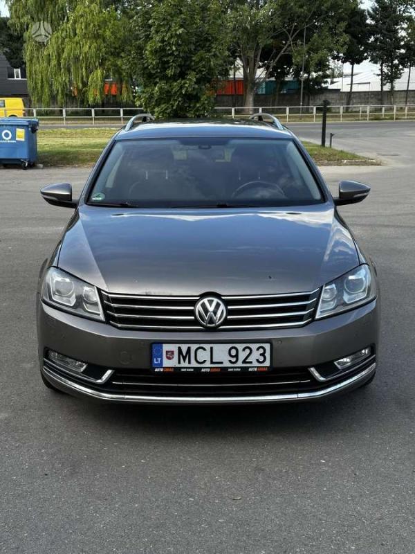 Коричневый Фольксваген Пассат 2011 в Каунас, объемом двигателя 1.97 л и пробегом 285 тыс. км за 5700 €, фото 1 на AUTOMOTO.COM.LV