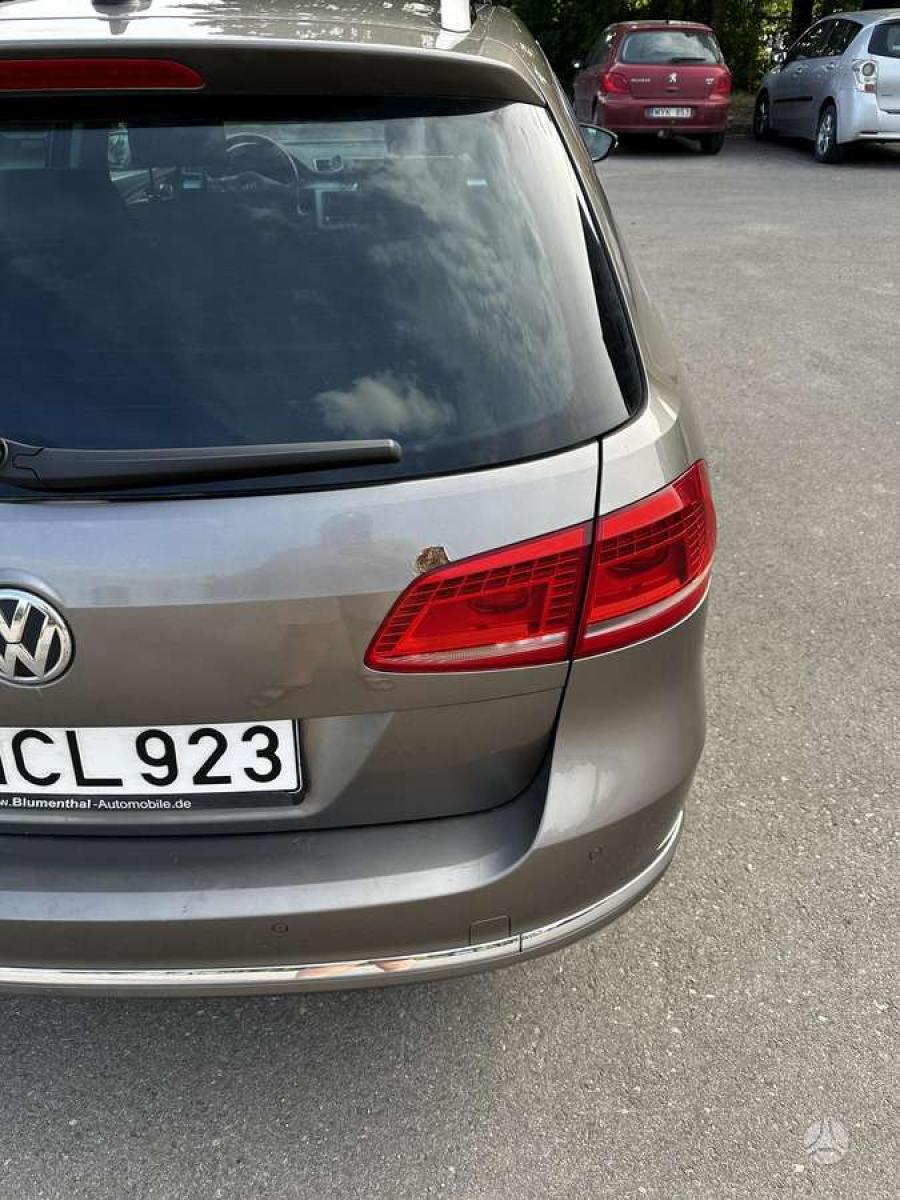 Brūns Volkswagen Passat 2011 Kauņa, ar dzinēja tilpumu 1.97 L un nobraukumu 285 tūkst. km par 5700 €, foto 12 vietnē AUTOMOTO.COM.LV