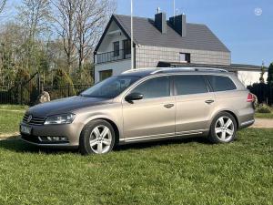 Brown Volkswagen Passat 2011 in Klaipeda, with an engine capacity of 1.97 L and mileage of 359 thousand km for 5000 €, photo  on AUTOMOTO.COM.LV