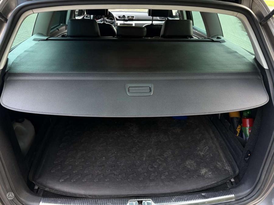 Brown Volkswagen Passat 2011 in Kaunas, with an engine capacity of 1.97 L and mileage of 285 thousand km for 5500 €, photo 25 on AUTOMOTO.COM.LV
