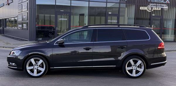 Volkswagen Passat 2011 Šauļi vietnē Brūns Volkswagen Passat 2011 Šauļi, ar dzinēja tilpumu 1.97 L un nobraukumu 297 tūkst. km par 5200 €, foto 6 vietnē AUTOMOTO.COM.LV