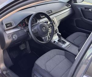 Brown Volkswagen Passat 2011 in Siauliai, with an engine capacity of 1.97 L and mileage of 297 thousand km for 5200 €, photo 17 on AUTOMOTO.COM.LV