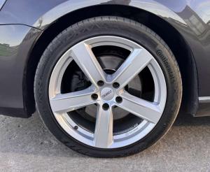 Brown Volkswagen Passat 2011 in Siauliai, with an engine capacity of 1.97 L and mileage of 297 thousand km for 5200 €, photo 31 on AUTOMOTO.COM.LV