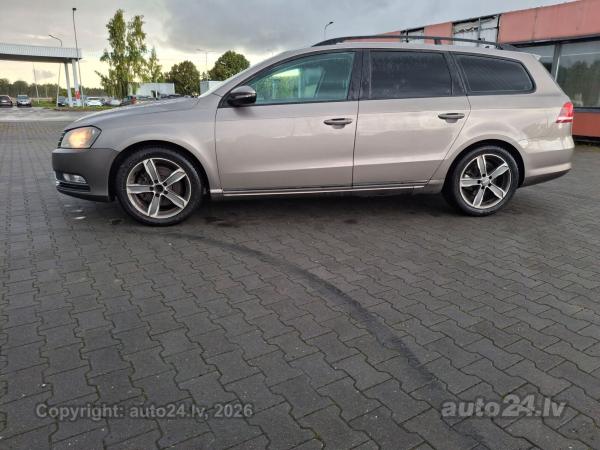 Volkswagen Passat 2011 in Tallinn on AUTOMOTO.COM.LV Brown Volkswagen Passat 2011 in Tallinn, with an engine capacity of 1.60 L and mileage of 400 thousand km for 2500 €, photo 1 on AUTOMOTO.COM.LV