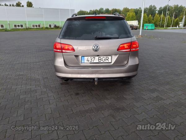 Volkswagen Passat 2011 in Tallinn on AUTOMOTO.COM.LV Brown Volkswagen Passat 2011 in Tallinn, with an engine capacity of 1.60 L and mileage of 400 thousand km for 2500 €, photo 5 on AUTOMOTO.COM.LV