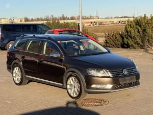 Brūns Volkswagen Passat 2012 Kauņa, ar dzinēja tilpumu 1.97 L un nobraukumu 305 tūkst. km par 7490 €, foto  vietnē AUTOMOTO.COM.LV