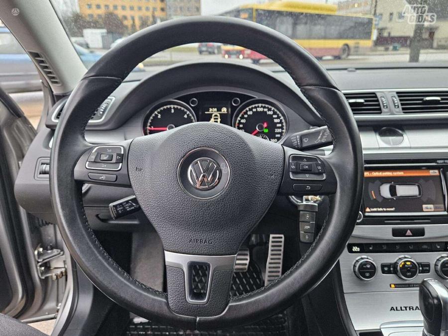 Brūns Volkswagen Passat 2012 Šauļi, ar dzinēja tilpumu 2.00 L un nobraukumu 208 tūkst. km par 8450 €, foto 19 vietnē AUTOMOTO.COM.LV