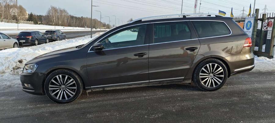 Brūns Volkswagen Passat 2012 Kauņa, ar dzinēja tilpumu 1.60 L un nobraukumu 238 tūkst. km par 4950 €, foto 2 vietnē AUTOMOTO.COM.LV