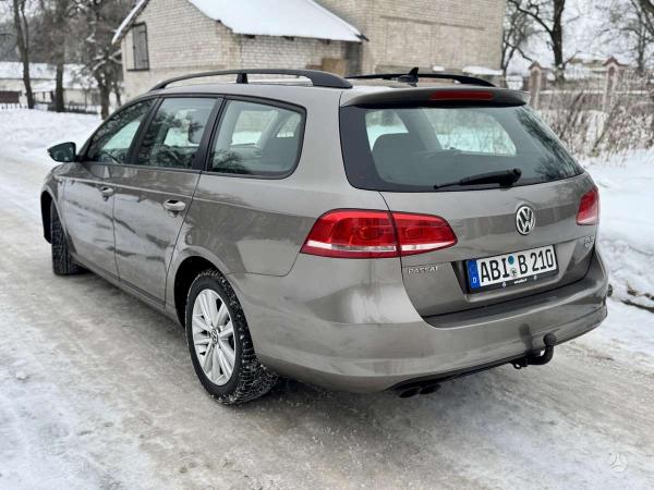 Brown Volkswagen Passat 2012 in Vilnius, with an engine capacity of 1.97 L and mileage of 261 thousand km for 4600 €, photo 4 on AUTOMOTO.COM.LV