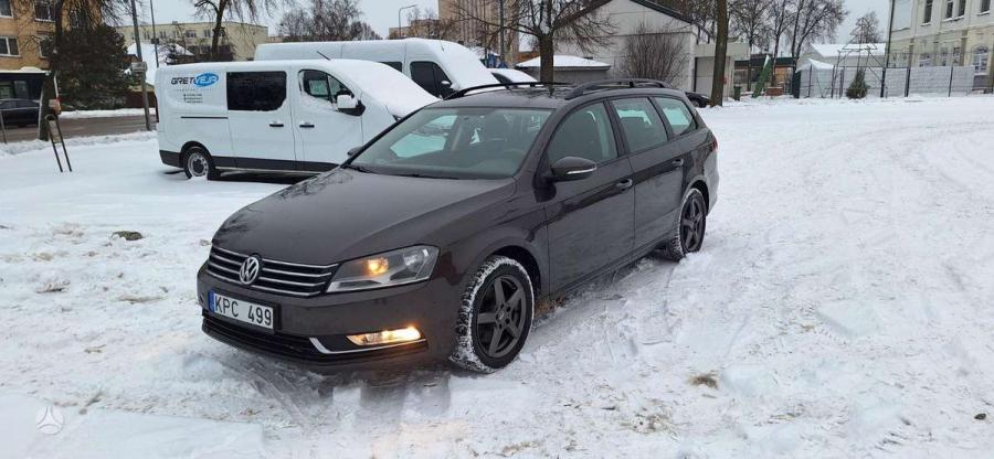 Brūns Volkswagen Passat 2012 Šauļi, ar dzinēja tilpumu 1.97 L un nobraukumu 293 tūkst. km par 4100 €, foto 1 vietnē AUTOMOTO.COM.LV