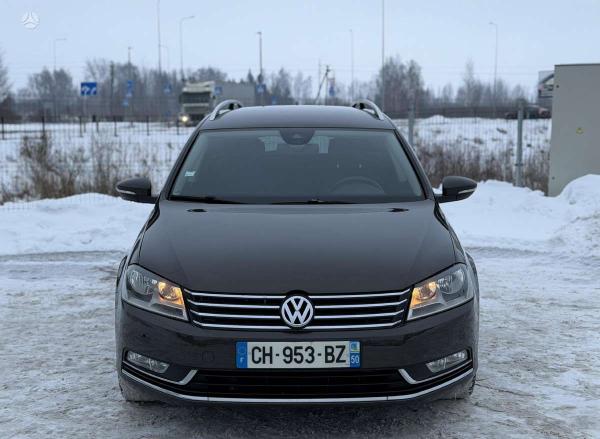 Brūns Volkswagen Passat 2012 Tauragė, ar dzinēja tilpumu 1.97 L un nobraukumu 268 tūkst. km par 4800 €, foto 3 vietnē AUTOMOTO.COM.LV
