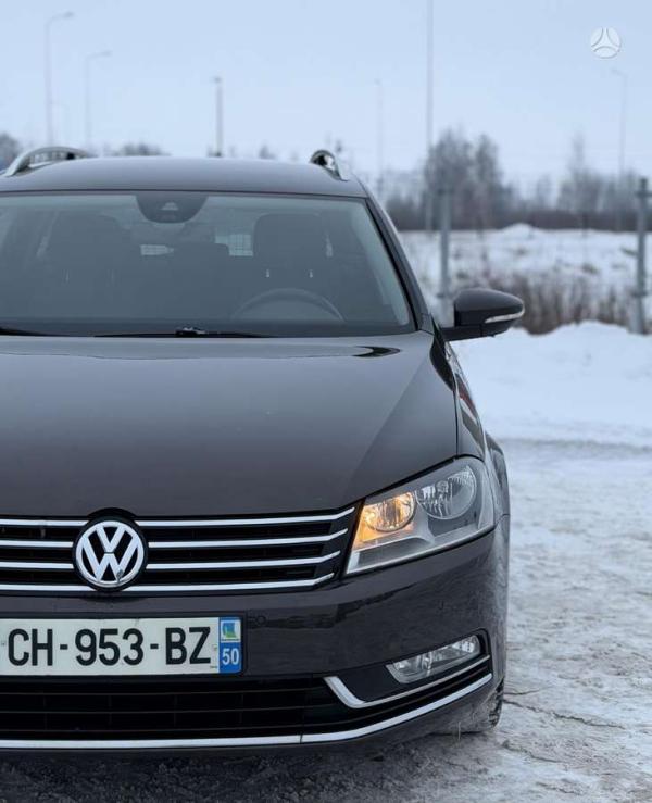 Brūns Volkswagen Passat 2012 Tauragė, ar dzinēja tilpumu 1.97 L un nobraukumu 268 tūkst. km par 4800 €, foto 4 vietnē AUTOMOTO.COM.LV