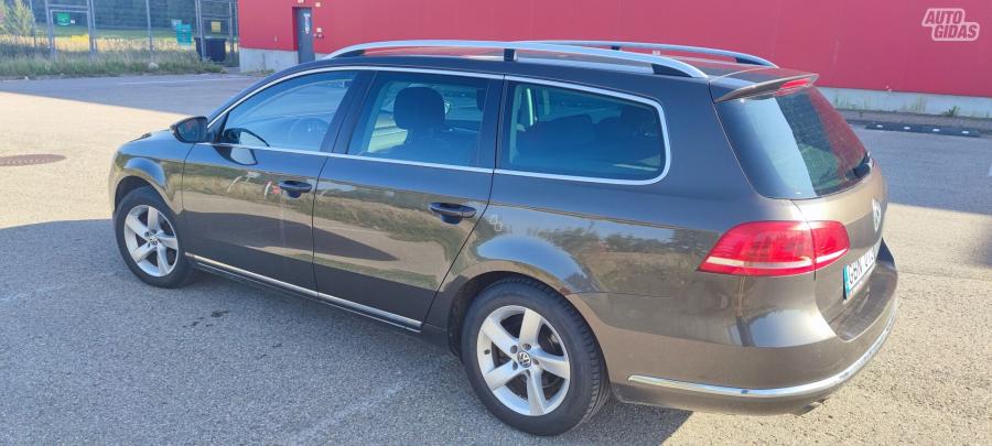 Brūns Volkswagen Passat 2012 Viļņa, ar dzinēja tilpumu 2.00 L un nobraukumu 244 tūkst. km par 3350 €, foto 3 vietnē AUTOMOTO.COM.LV