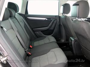 Brūns Volkswagen Passat 2012 Tallina, ar dzinēja tilpumu 1.80 L un nobraukumu 343 tūkst. km par 2699 €, foto 8 vietnē AUTOMOTO.COM.LV