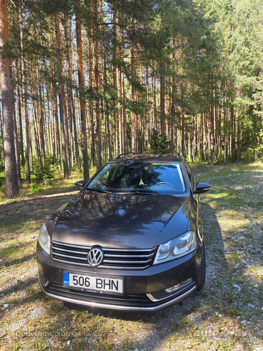 Brūns Volkswagen Passat 2012 Tallina, ar dzinēja tilpumu 2.00 L un nobraukumu 266 tūkst. km par 4500 €, foto 1 vietnē AUTOMOTO.COM.LV