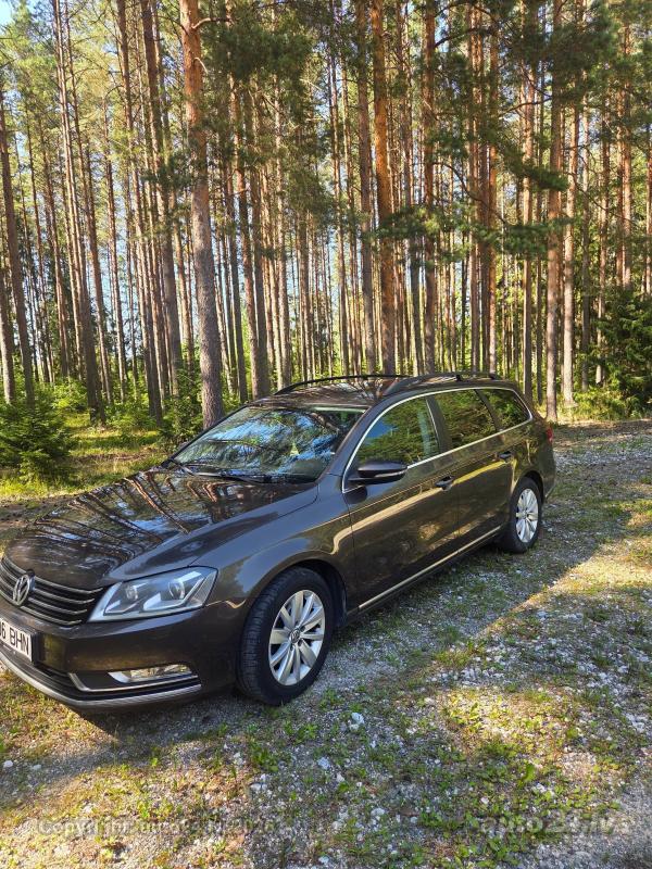 Brown Volkswagen Passat 2012 in Tallinn, with an engine capacity of 2.00 L and mileage of 266 thousand km for 4500 €, photo 2 on AUTOMOTO.COM.LV