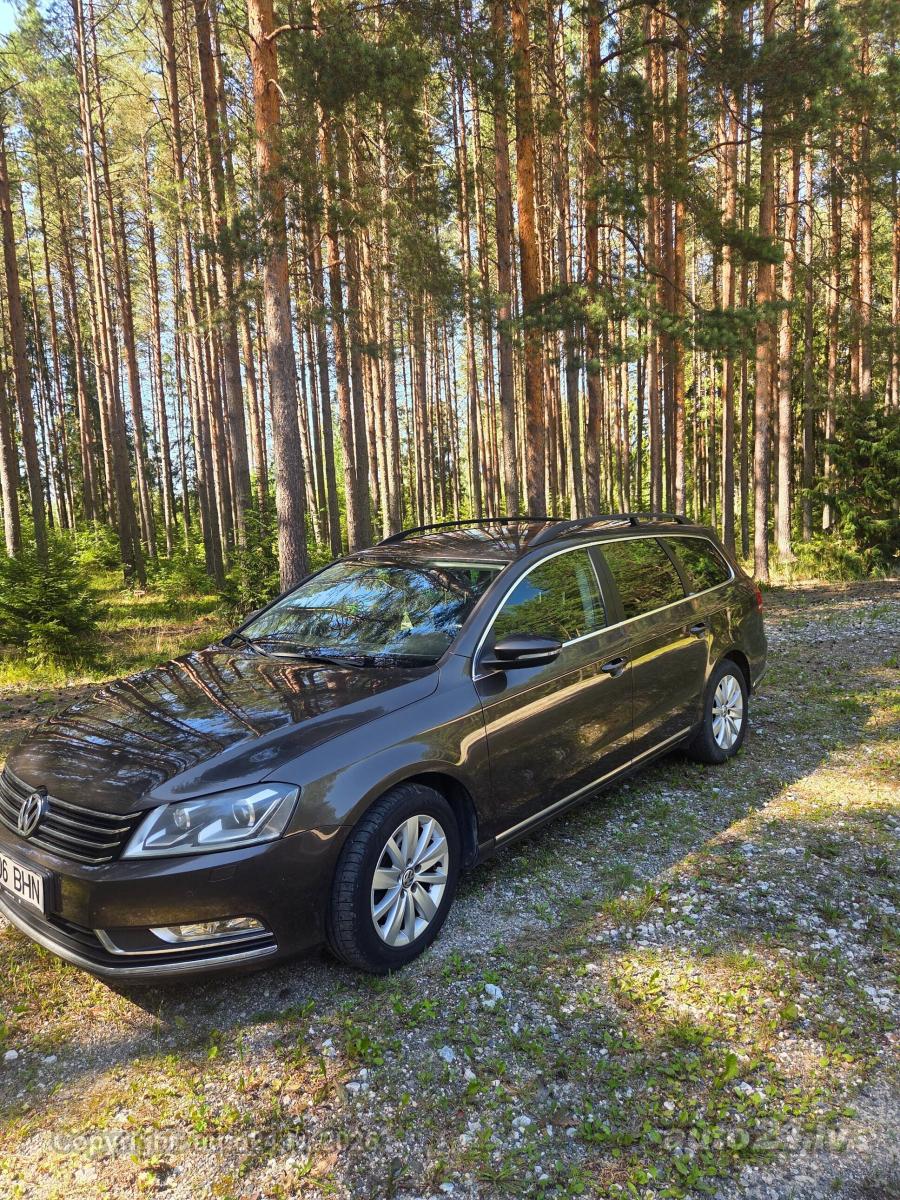 Brūns Volkswagen Passat 2012 Tallina, ar dzinēja tilpumu 2.00 L un nobraukumu 266 tūkst. km par 4500 €, foto 3 vietnē AUTOMOTO.COM.LV