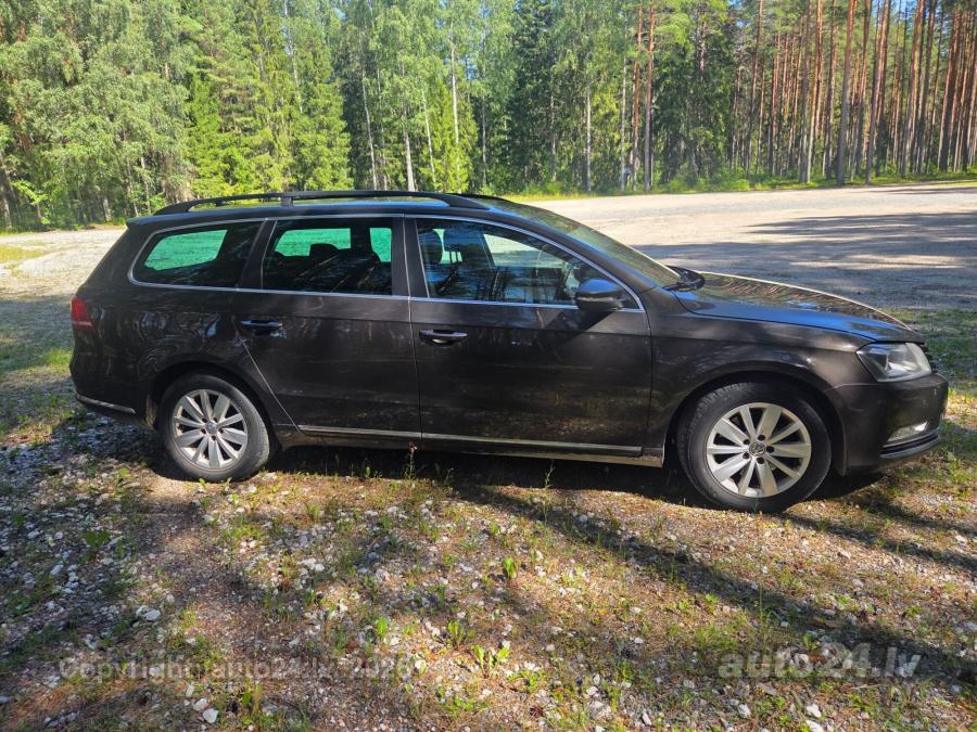 Brūns Volkswagen Passat 2012 Tallina, ar dzinēja tilpumu 2.00 L un nobraukumu 266 tūkst. km par 4500 €, foto 7 vietnē AUTOMOTO.COM.LV