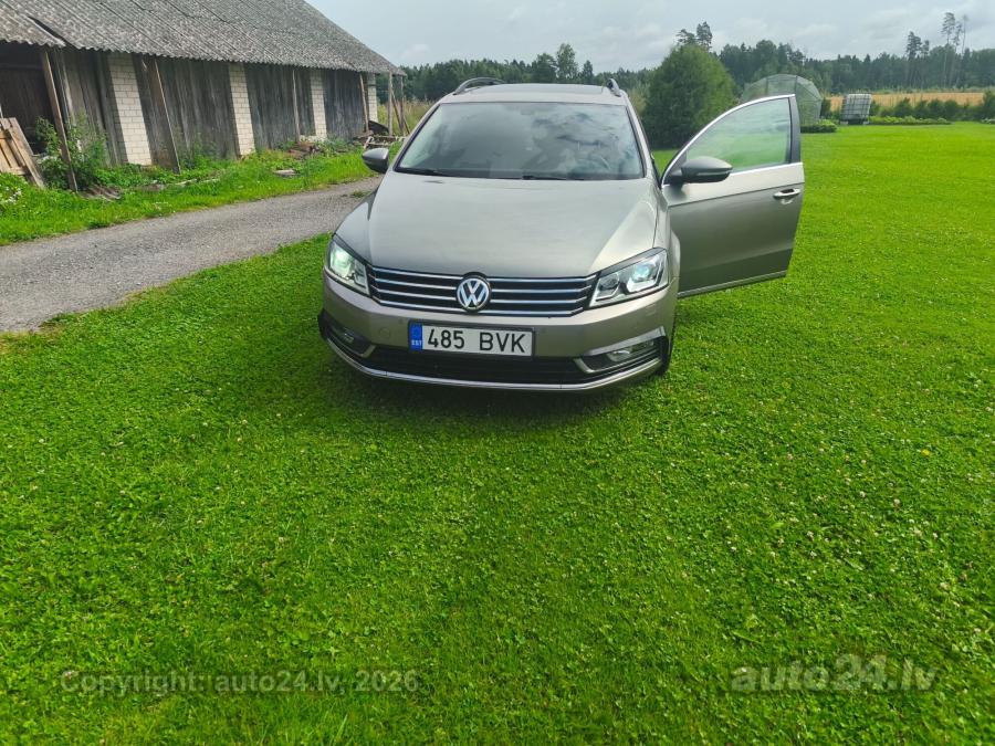 Brown Volkswagen Passat 2012 in Tallinn, with an engine capacity of 2.00 L and mileage of 312 thousand km for 4500 €, photo 3 on AUTOMOTO.COM.LV