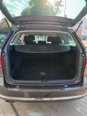 Brūns Volkswagen Passat 2012 Kaišiadorys, ar dzinēja tilpumu 1.97 L un nobraukumu 358 tūkst. km par 5299 €, foto 16 vietnē AUTOMOTO.COM.LV
