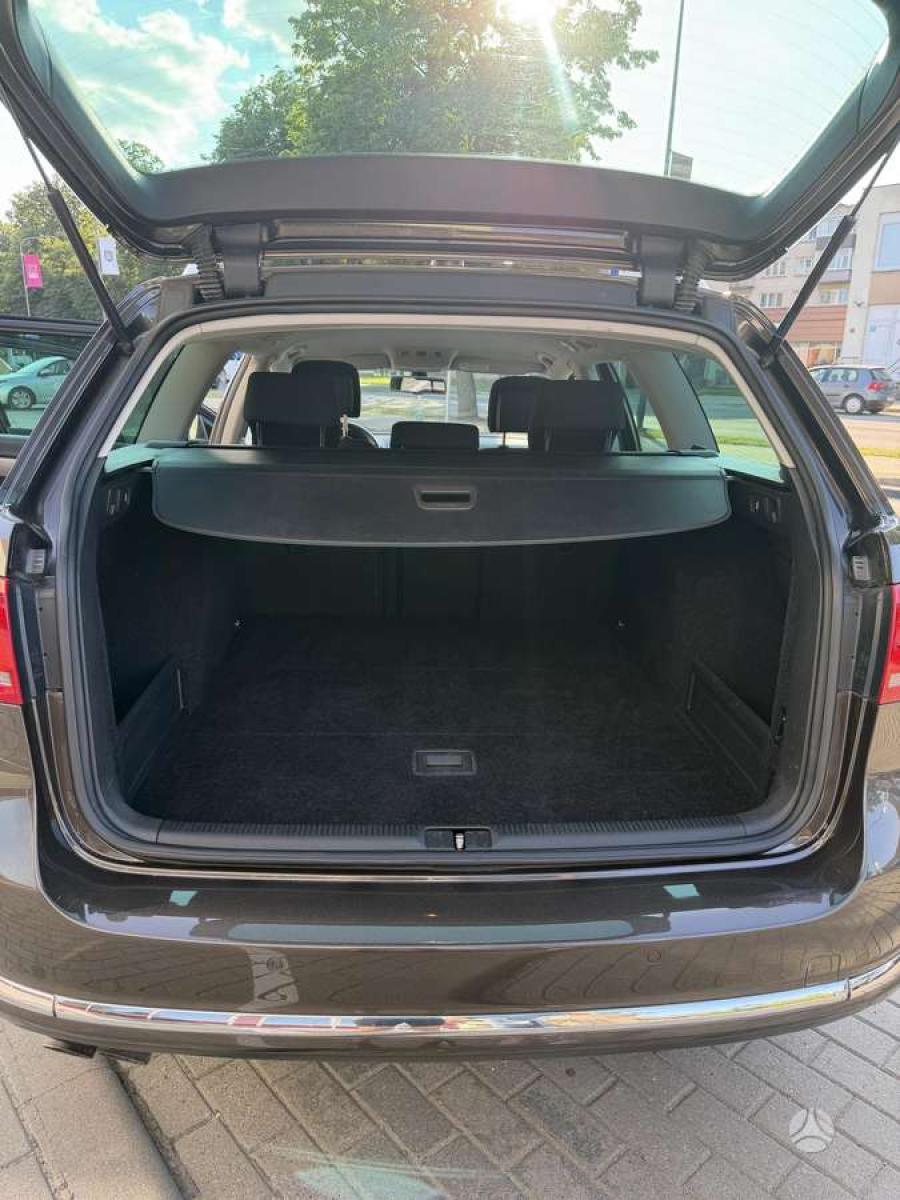 Brūns Volkswagen Passat 2012 Kaišiadorys, ar dzinēja tilpumu 1.97 L un nobraukumu 358 tūkst. km par 5299 €, foto 16 vietnē AUTOMOTO.COM.LV