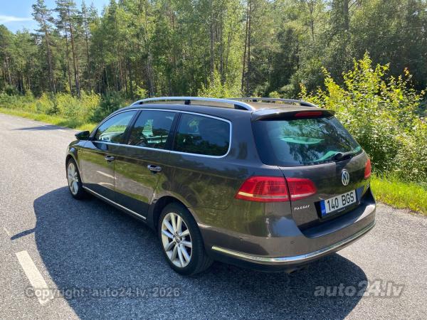 Brown Volkswagen Passat 2012 in Tallinn, with an engine capacity of 2.00 L and mileage of 282 thousand km for 5400 €, photo 3 on AUTOMOTO.COM.LV