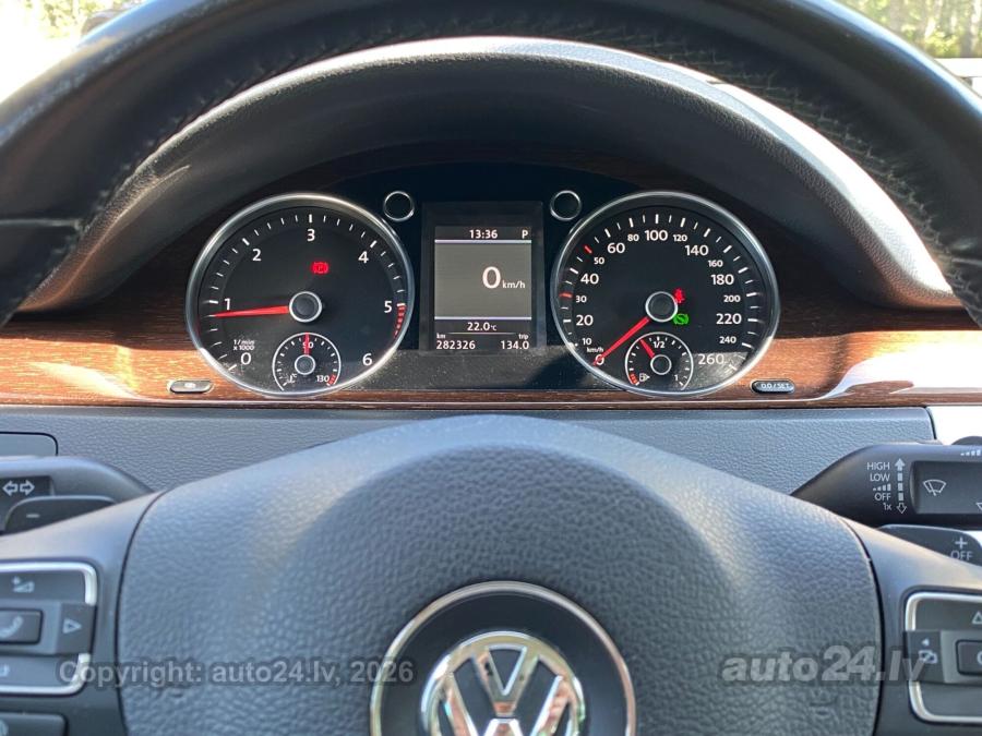Brūns Volkswagen Passat 2012 Tallina, ar dzinēja tilpumu 2.00 L un nobraukumu 282 tūkst. km par 5400 €, foto 8 vietnē AUTOMOTO.COM.LV