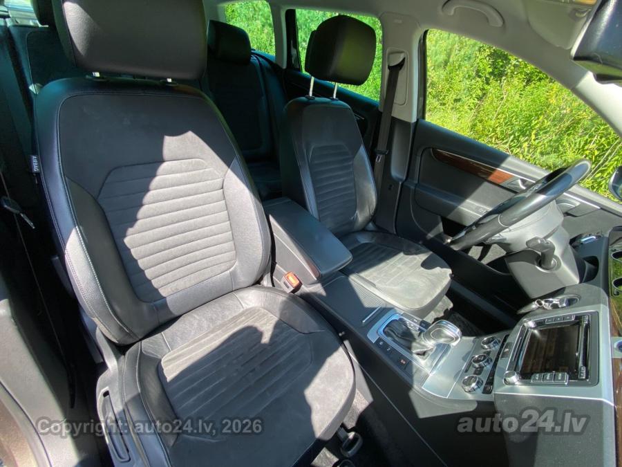 Brūns Volkswagen Passat 2012 Tallina, ar dzinēja tilpumu 2.00 L un nobraukumu 282 tūkst. km par 5400 €, foto 10 vietnē AUTOMOTO.COM.LV