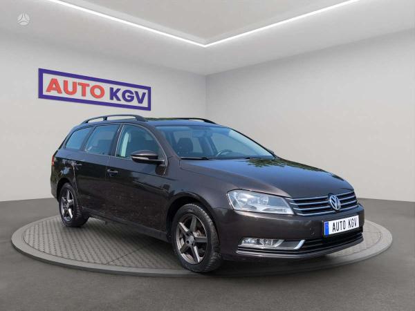Brown Volkswagen Passat 2012 in Kaunas, with an engine capacity of 2.00 L and mileage of 296 thousand km for 5499 €, photo 7 on AUTOMOTO.COM.LV