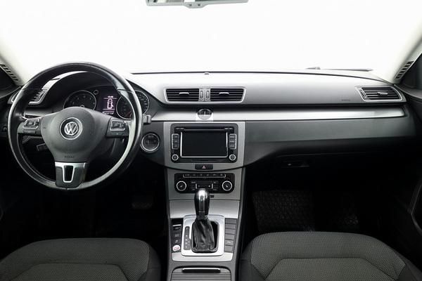 Brūns Volkswagen Passat 2012 Tallina, ar dzinēja tilpumu 1.80 L un nobraukumu 343 tūkst. km par 2299 €, foto 5 vietnē AUTOMOTO.COM.LV