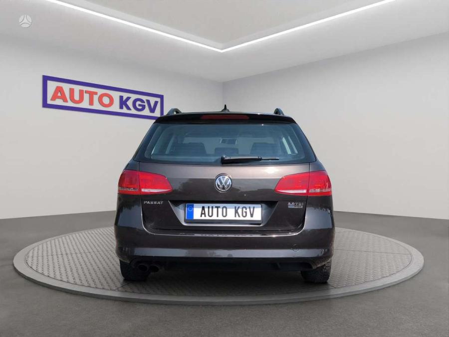 Brūns Volkswagen Passat 2012 Kauņa, ar dzinēja tilpumu 2.00 L un nobraukumu 296 tūkst. km par 5499 €, foto 5 vietnē AUTOMOTO.COM.LV