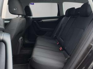 Brūns Volkswagen Passat 2012 Kauņa, ar dzinēja tilpumu 2.00 L un nobraukumu 296 tūkst. km par 5499 €, foto 11 vietnē AUTOMOTO.COM.LV