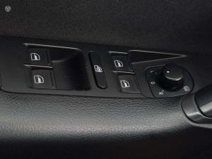 Brūns Volkswagen Passat 2012 Kauņa, ar dzinēja tilpumu 2.00 L un nobraukumu 296 tūkst. km par 5499 €, foto 14 vietnē AUTOMOTO.COM.LV
