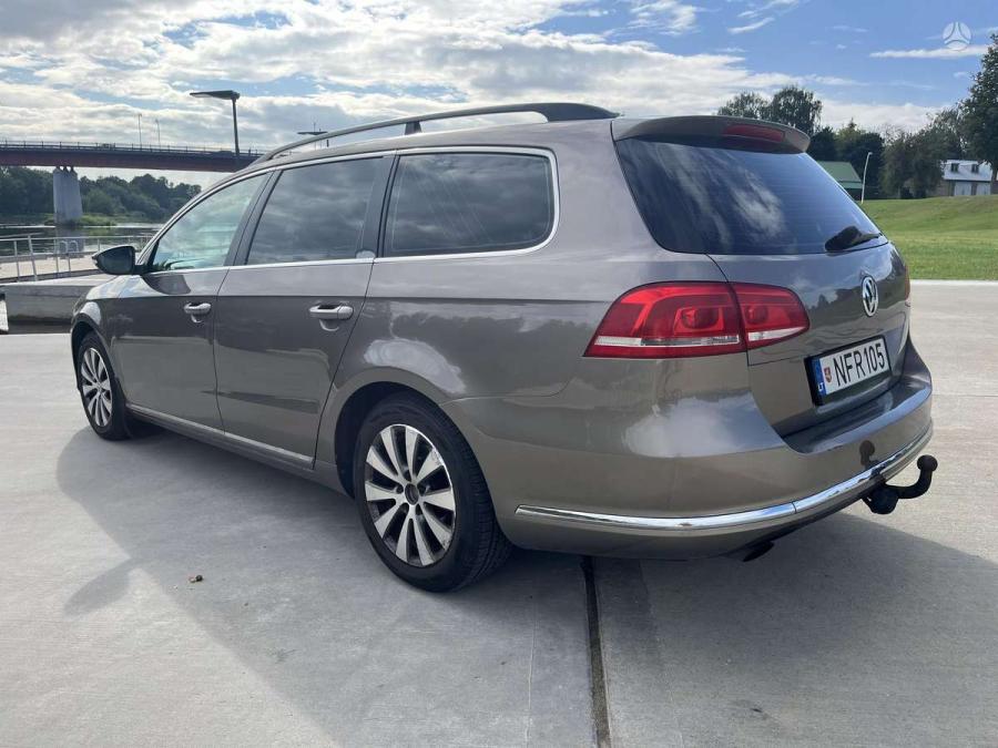 Brūns Volkswagen Passat 2012 Jonava, ar dzinēja tilpumu 1.57 L un nobraukumu 377 tūkst. km par 3999 €, foto 9 vietnē AUTOMOTO.COM.LV