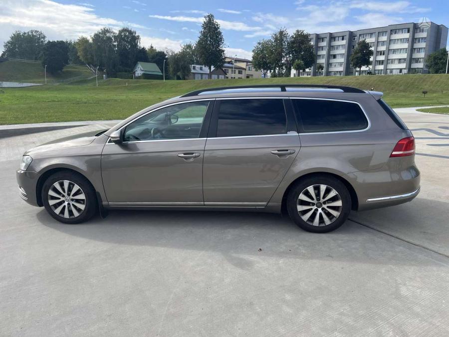 Brūns Volkswagen Passat 2012 Jonava, ar dzinēja tilpumu 1.57 L un nobraukumu 377 tūkst. km par 3999 €, foto 10 vietnē AUTOMOTO.COM.LV