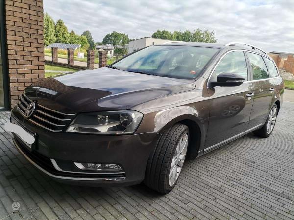Volkswagen Passat 2012 in Kaunas on AUTOMOTO.COM.LV Brown Volkswagen Passat 2012 in Kaunas, with an engine capacity of 1.60 L and mileage of 255 thousand km for 4500 €, photo 5 on AUTOMOTO.COM.LV