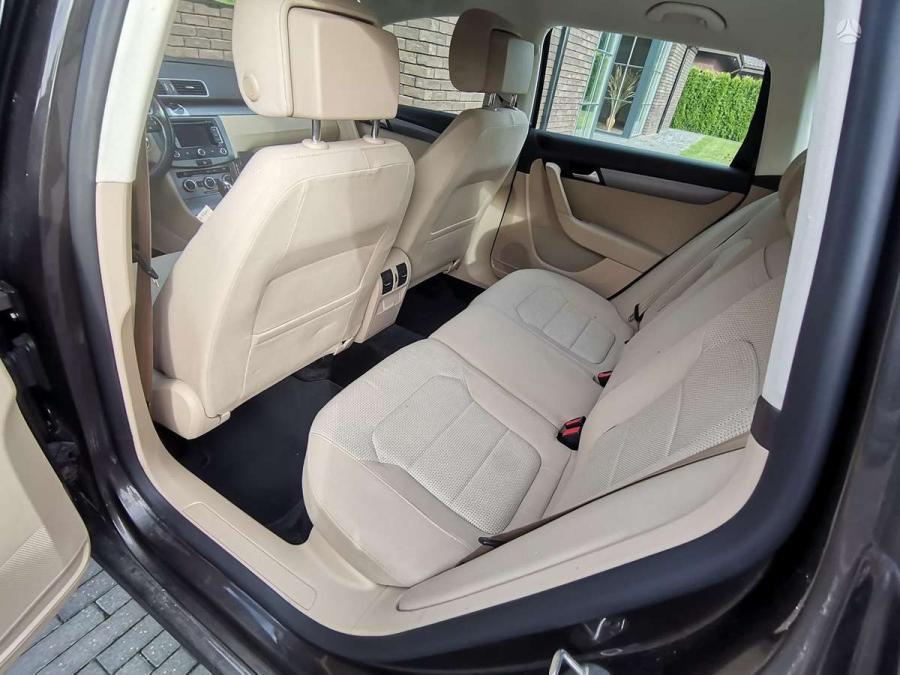 Brūns Volkswagen Passat 2012 Kauņa, ar dzinēja tilpumu 1.60 L un nobraukumu 255 tūkst. km par 4500 €, foto 14 vietnē AUTOMOTO.COM.LV