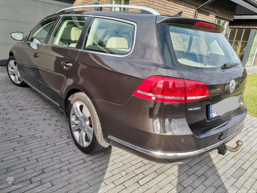 Brūns Volkswagen Passat 2012 Kauņa, ar dzinēja tilpumu 1.60 L un nobraukumu 255 tūkst. km par 4500 €, foto 18 vietnē AUTOMOTO.COM.LV