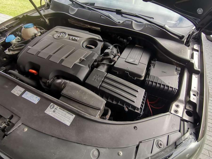 Brūns Volkswagen Passat 2012 Kauņa, ar dzinēja tilpumu 1.60 L un nobraukumu 255 tūkst. km par 4500 €, foto 19 vietnē AUTOMOTO.COM.LV