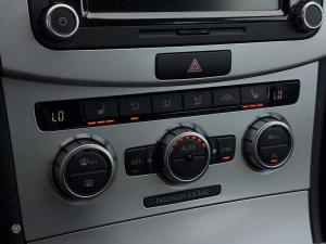 Brūns Volkswagen Passat 2012 Kauņa, ar dzinēja tilpumu 2.00 L un nobraukumu 296 tūkst. km par 5499 €, foto 17 vietnē AUTOMOTO.COM.LV