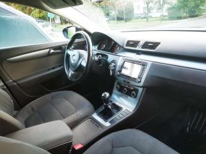 Brown Volkswagen Passat 2012 in Vilnius, with an engine capacity of 1.60 L and mileage of 332 thousand km for 4888 €, photo 6 on AUTOMOTO.COM.LV