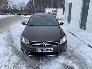 Brown Volkswagen Passat 2013 in Siauliai, with an engine capacity of 1.60 L and mileage of 237 thousand km for 4999 €, photo 7 on AUTOMOTO.COM.LV
